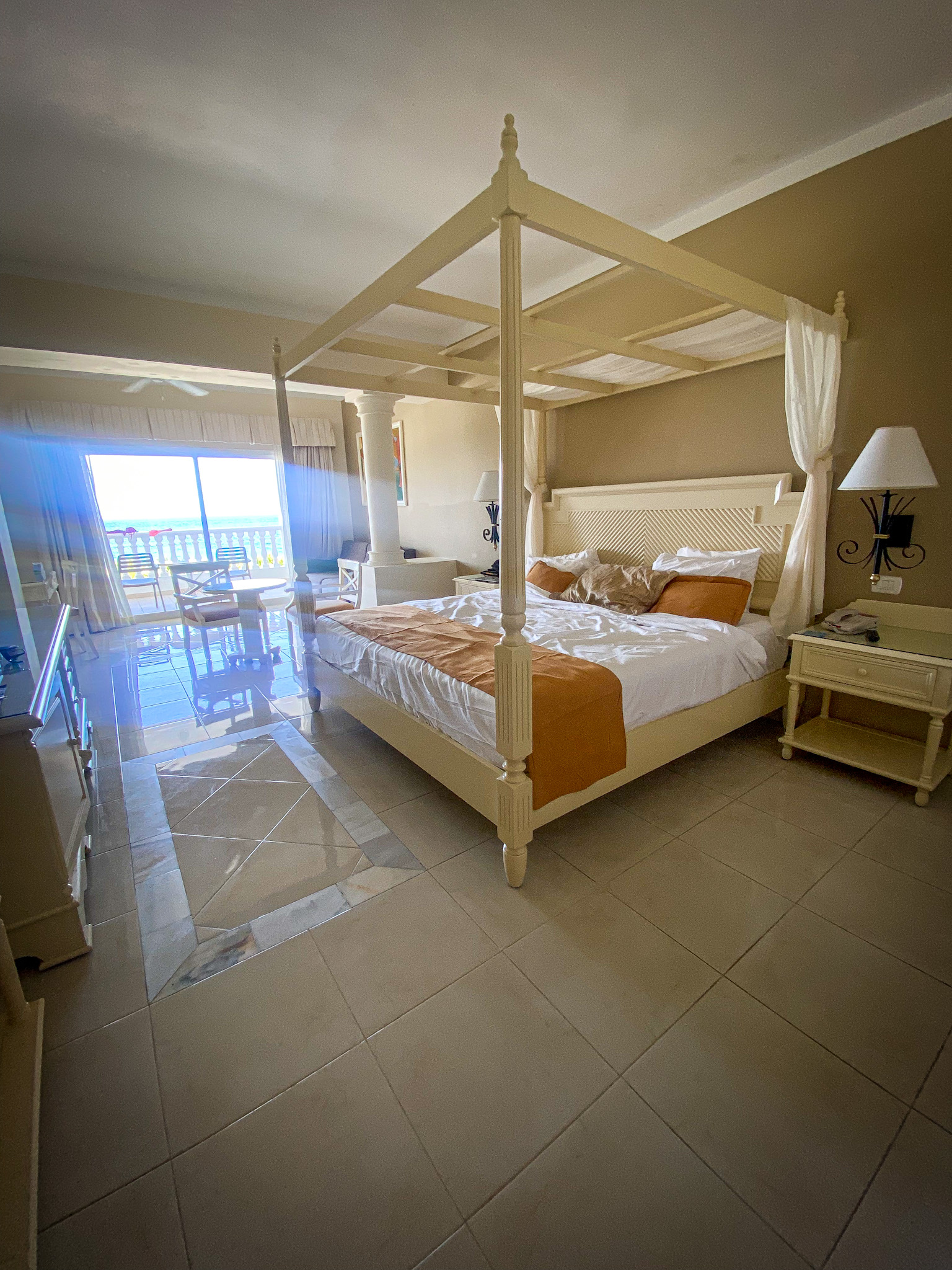 Hotel Review: A Solo Retreat At Bahia Principe Luxury Runaway Bay ...